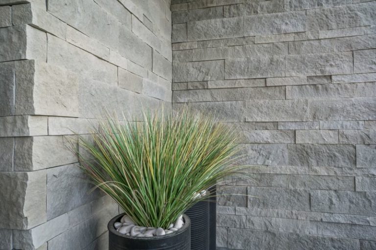 Hewn Stone™ from Cultured Stone® | CSI ENG