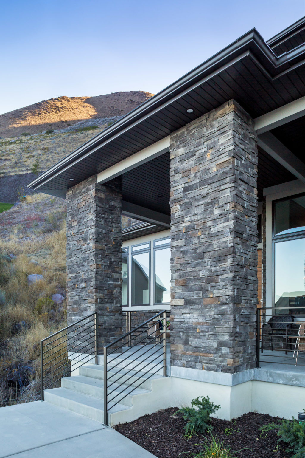 Dry Stack from Dutch Quality Stone | CSI CAN-EN