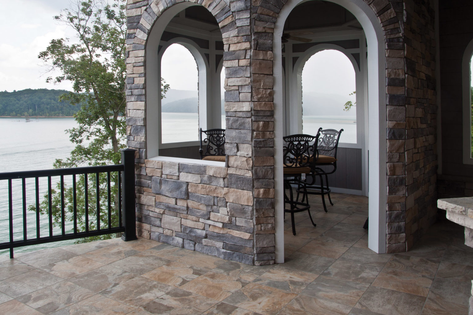 Weather Ledge from Dutch Quality Stone | CSI CAN-EN