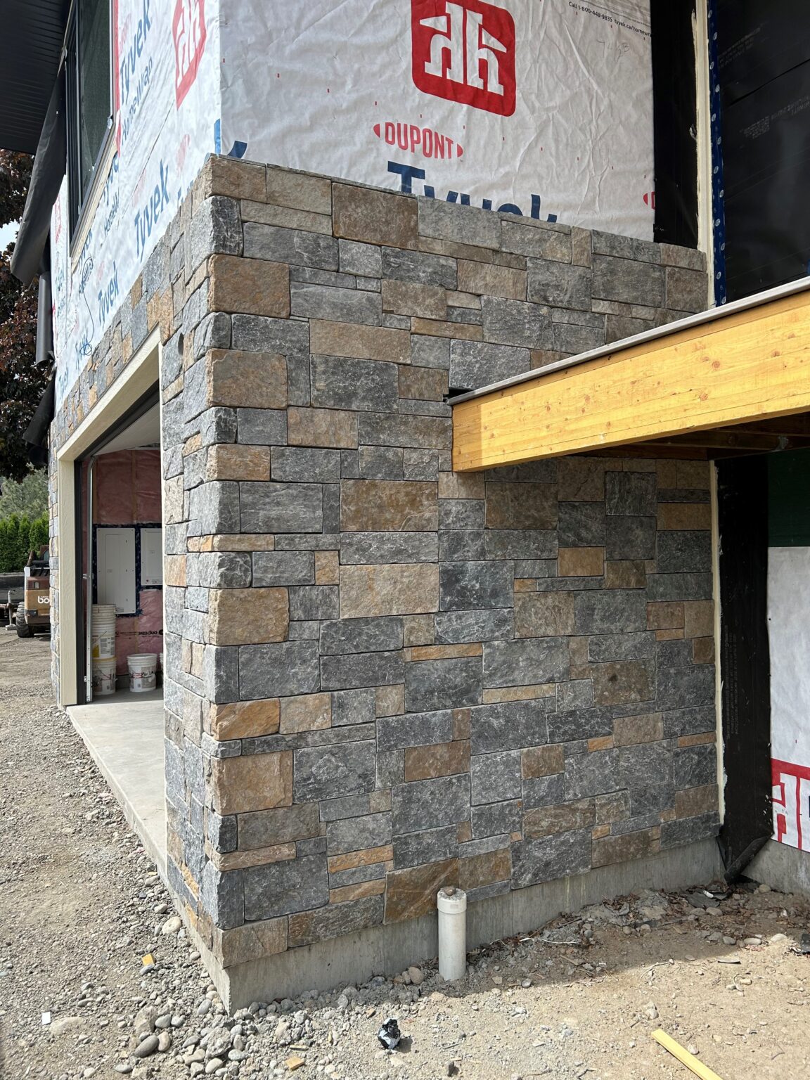 3 Course Ashlar Pangaea® Natural Stone | CSI ENG