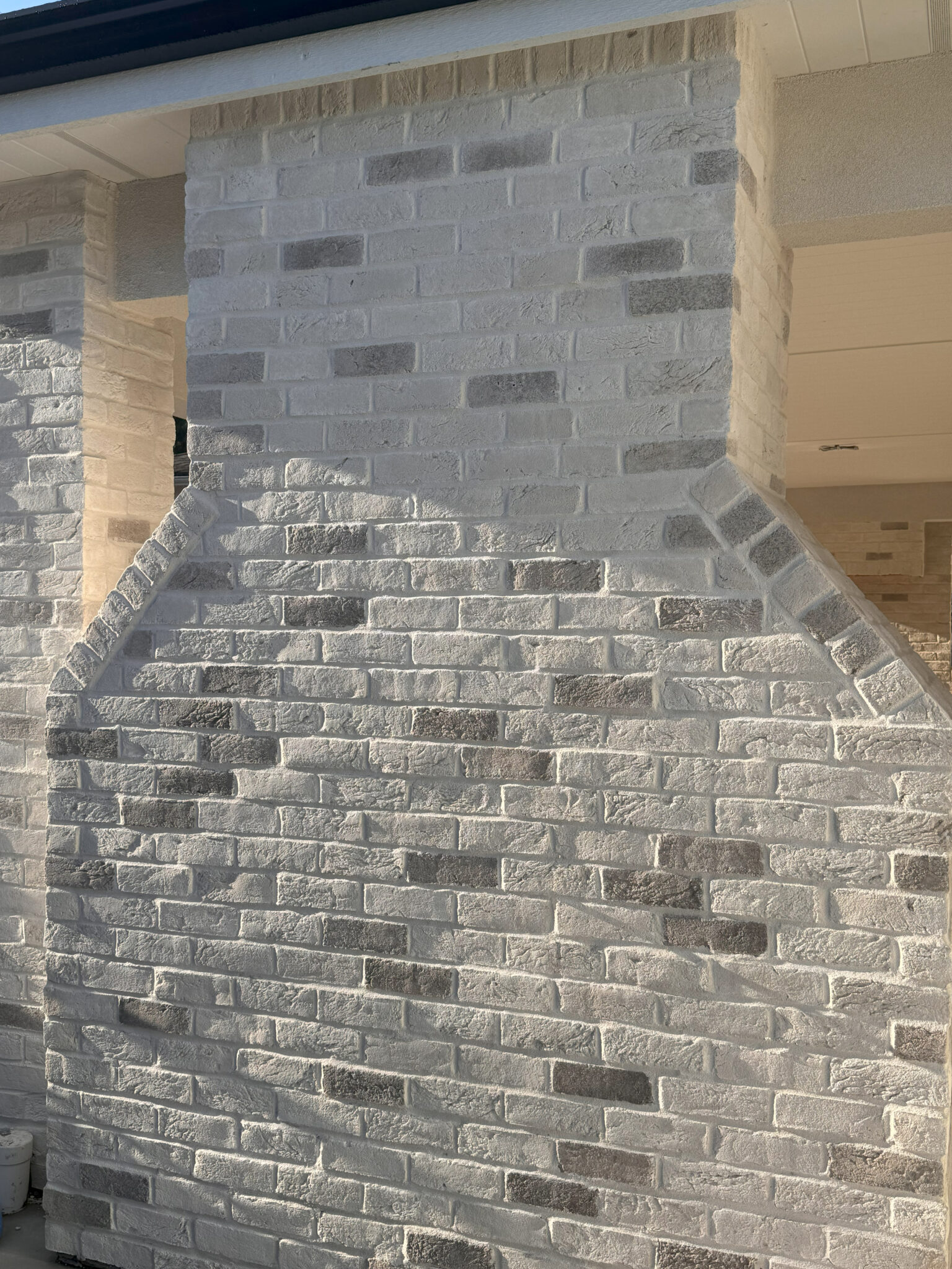 Whimsical White Cottage | CSI CA-EN